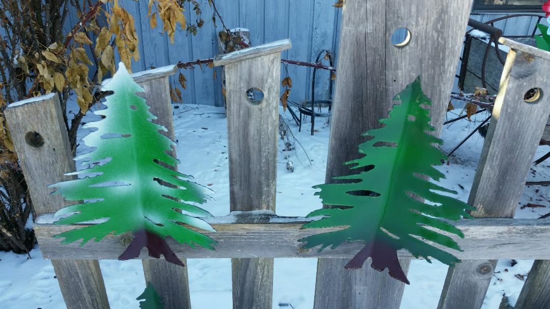 THE COLUMBUS TREE - Yard decorations and Art